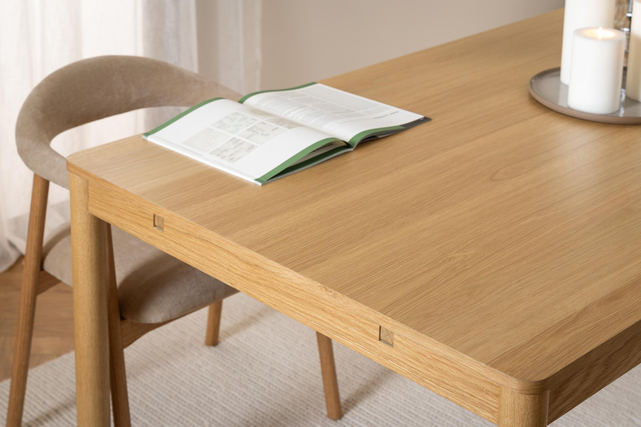 Bendt Uitschuifbare Eettafel Jerad Eiken, 200/250/300 x 100cm - Japandi ...